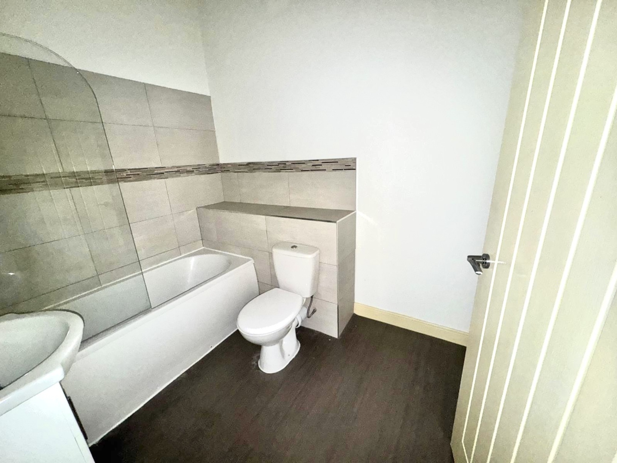 16 Danescourt Manor, Danescourt Road, Wolverhampton, West Midlands, WV6 ...